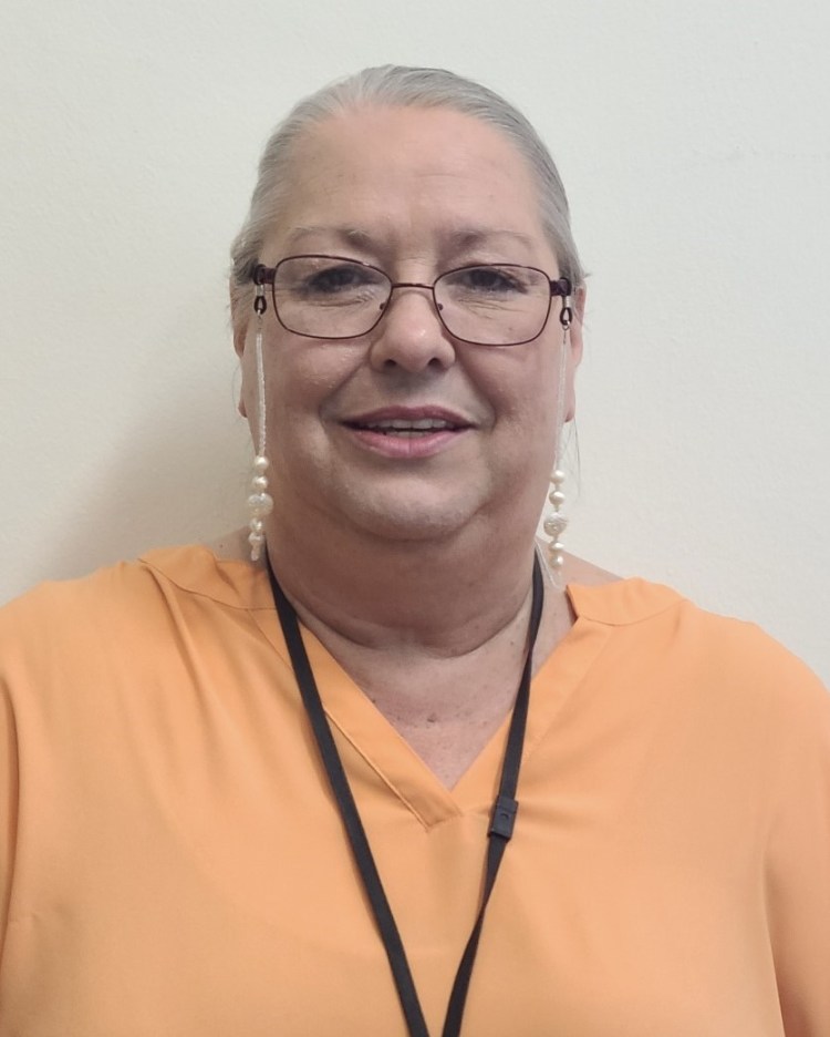 Deloys “Dee” Leonard Fields – Oliver Funeral Home of Winona, Inc.