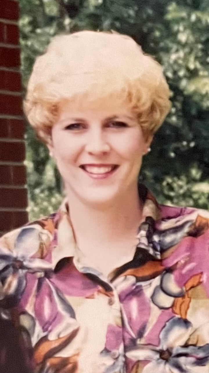 Marilyn Genette Ward – Oliver Funeral Home of Winona, Inc.