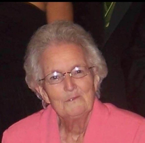 Ouida Lamkin Bennett – Oliver Funeral Home of Winona, Inc.